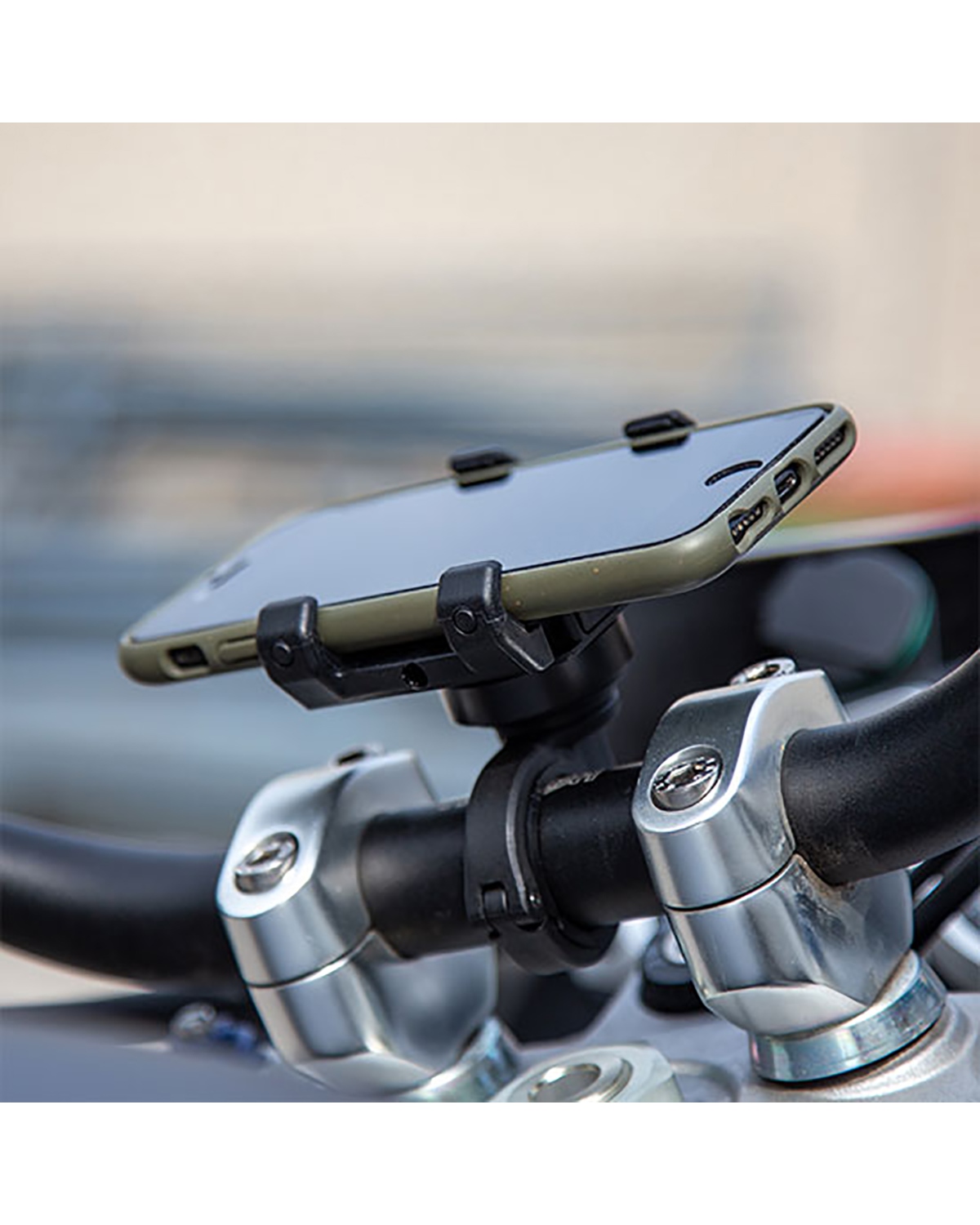 Support Smartphone Sp Connect Sp Pack Moto Universel Clamp - Livraison Offerte - Cardy.fr